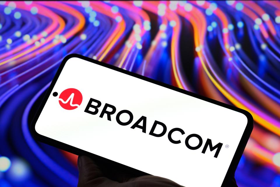 Broadcom: AVGO Stock To $600?