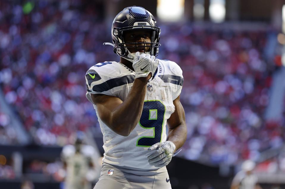 Fantasy Football Start or Sit Week 4: Walker, Williams, More