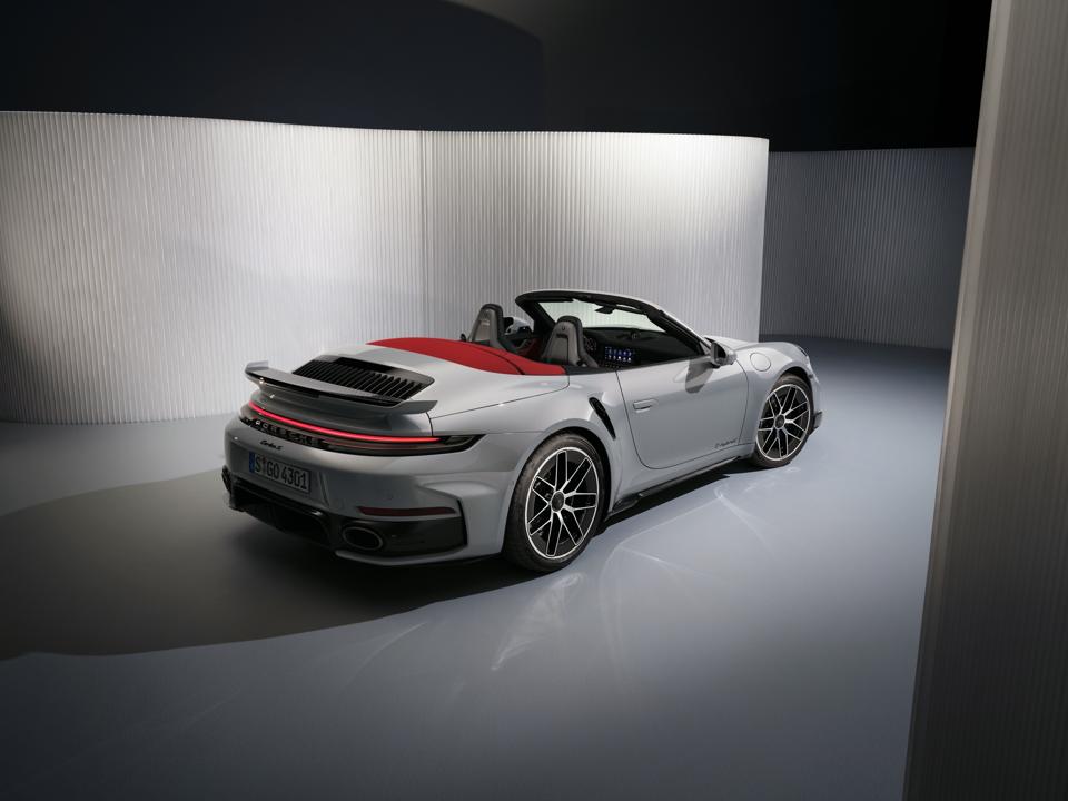 First Look: The 2026 Porsche 911 Turbo—With 701 Horsepower