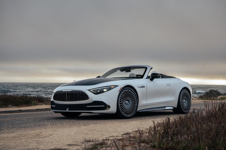 First Moonlight Drive Of The Mercedes-Maybach SL 680