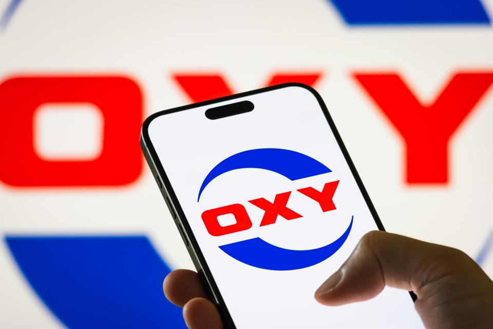 Buy, Sell, Or Hold Occidental Petroleum Stock?