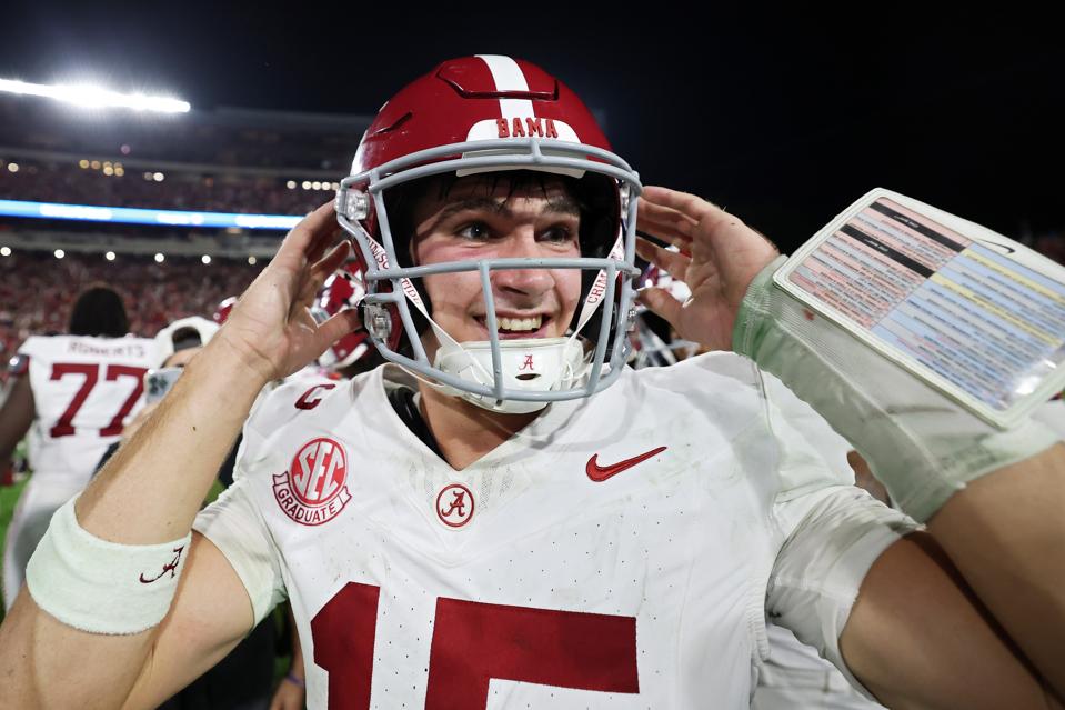 Ty Simpson Bided His Time At Alabama And Is Suddenly A Heisman Candidate