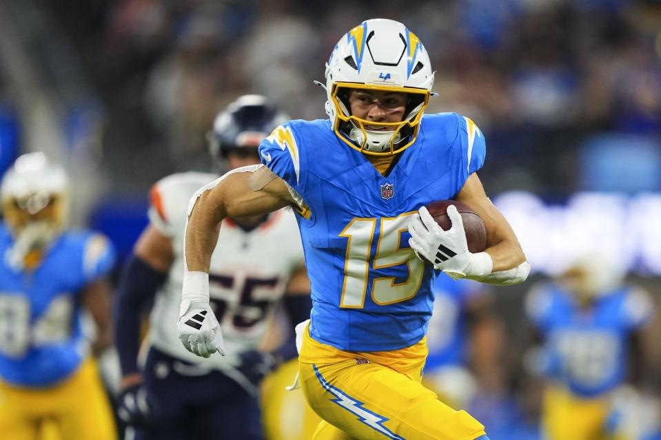 Week 5 Fantasy Football Start ’Em Sit ’Em: Ladd McConkey & Woody Marks