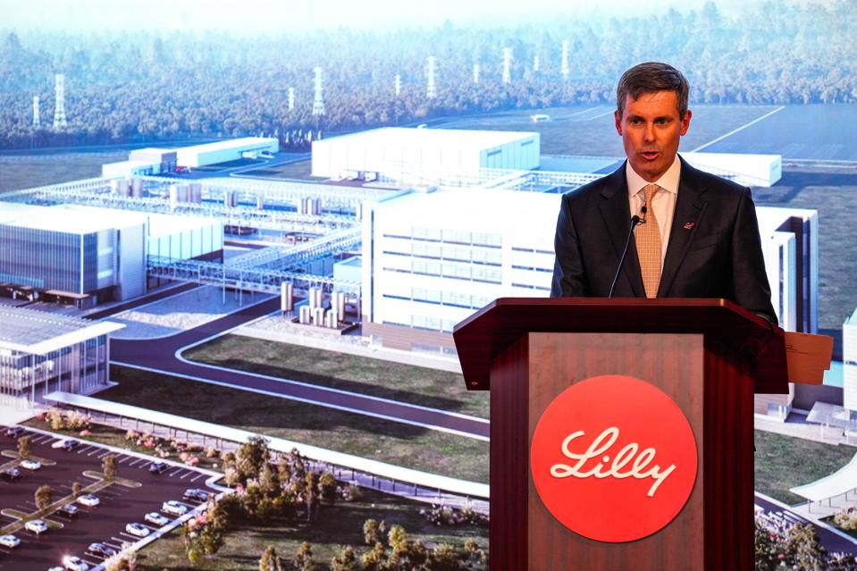 Drug-Pricing Deals And Discounted Bets: Why LLY Stock Is A Core Pick In ...