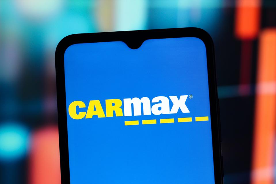 Buy or Fear CarMax Stock