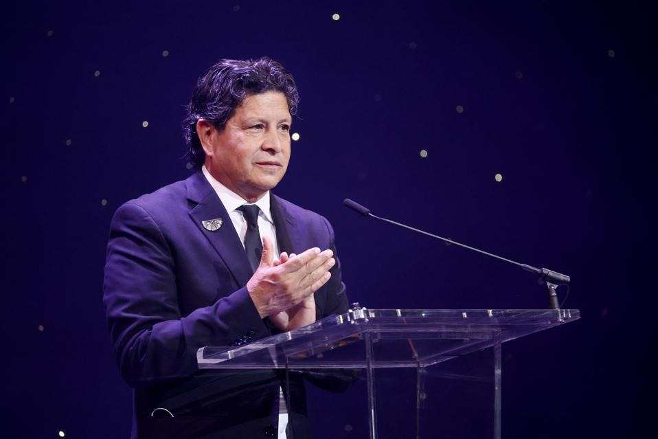 Hispanic Market Shifts Demand CEOs Adopt Inclusive Talent Strategies