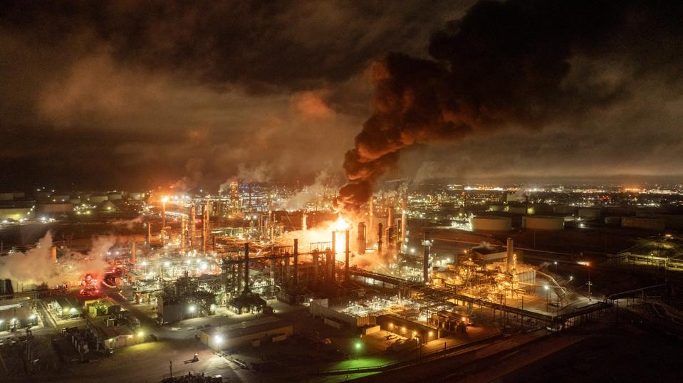 Chevron Refinery Fire Threatens California’s Fragile Fuel Supply