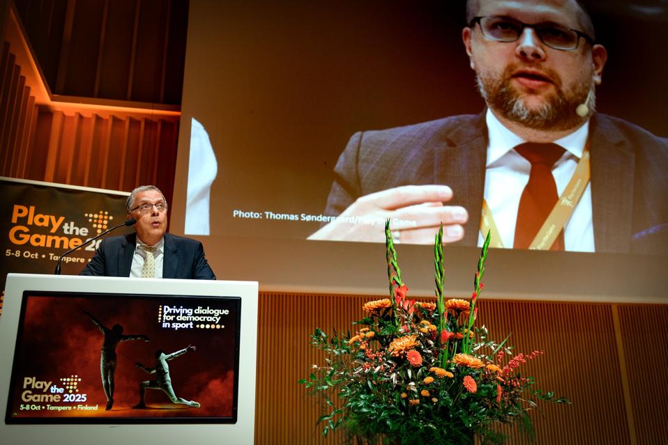 Sports Interest Group Calls On UEFA, IOC To Help Belarusian Dissident