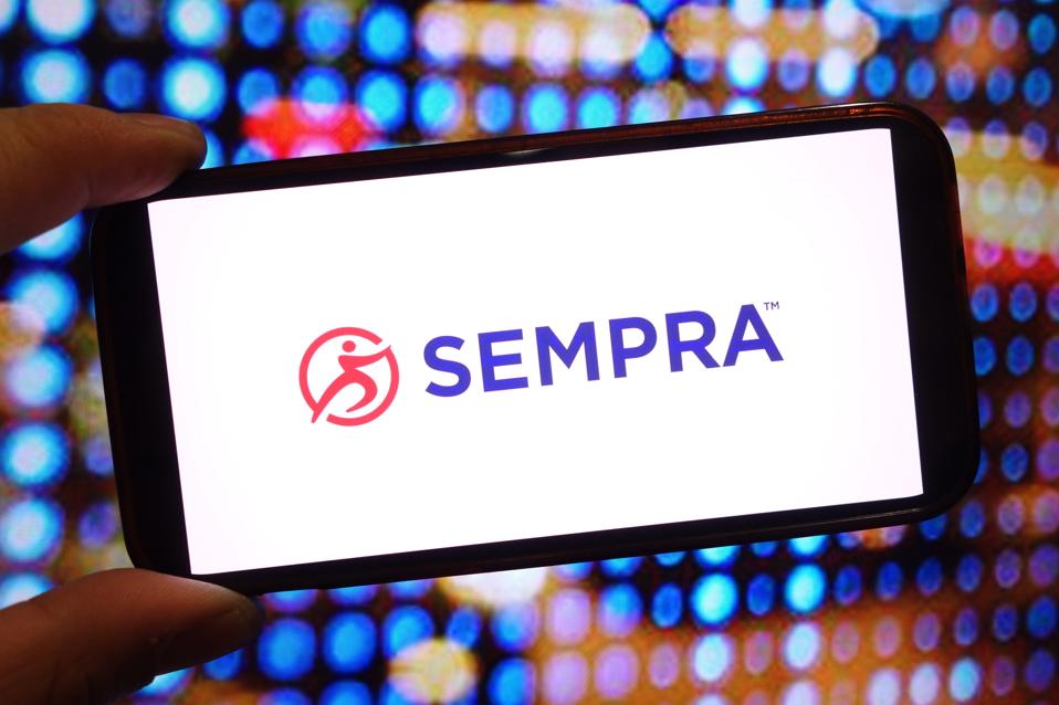 Sempra Stock Is Good, But These Two Peers Are Better