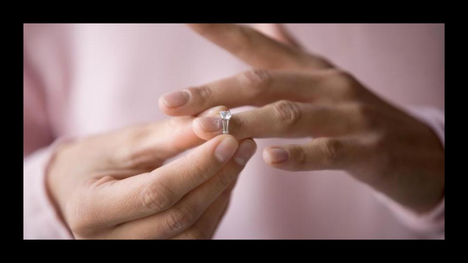 Movano Evie Ring Review: One Flaw Keeps This Smart Ring From Shining ...