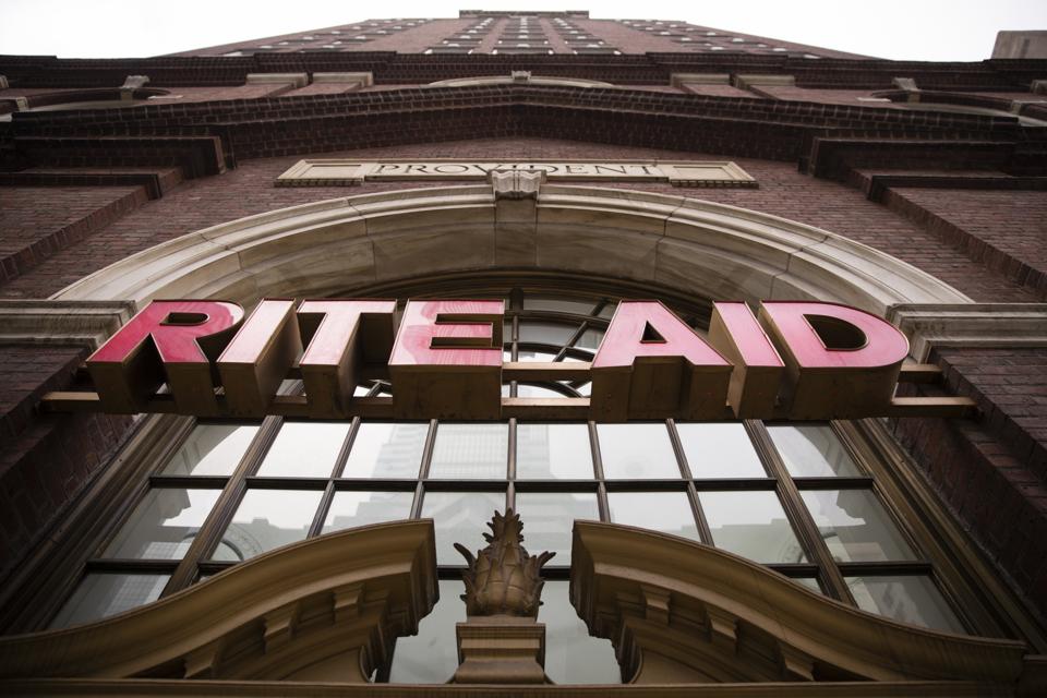 Walgreens CEO Says Rite Aid Talks Continue Amid FTC Issues
