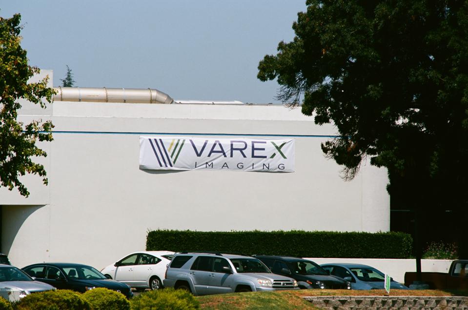 At An All-Time Low of $17, Should You Consider Buying Varex Imaging?