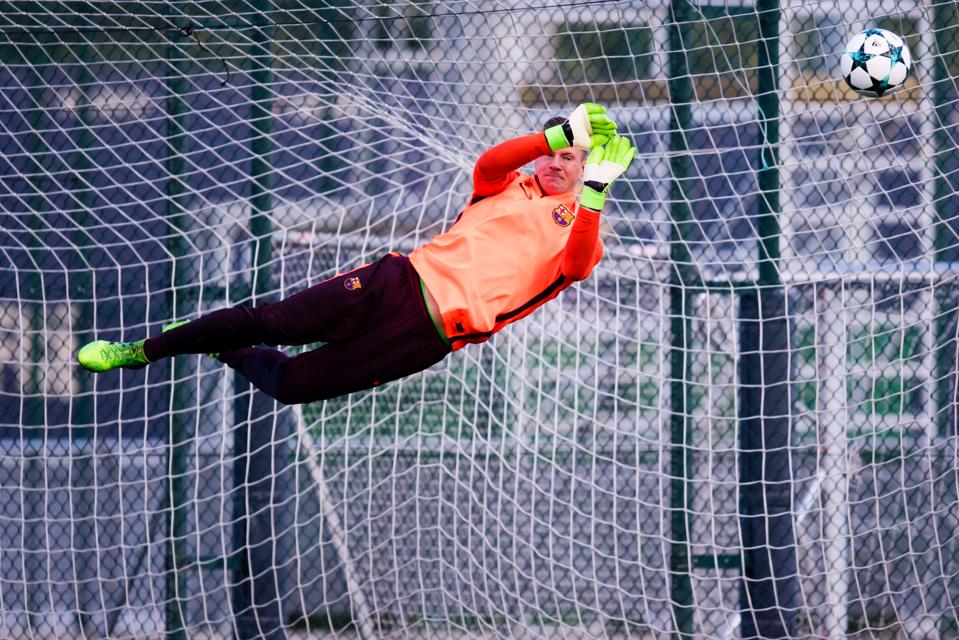 Messi And Ter Stegen Provide The Foundation For Barcelona's 8-Point ...