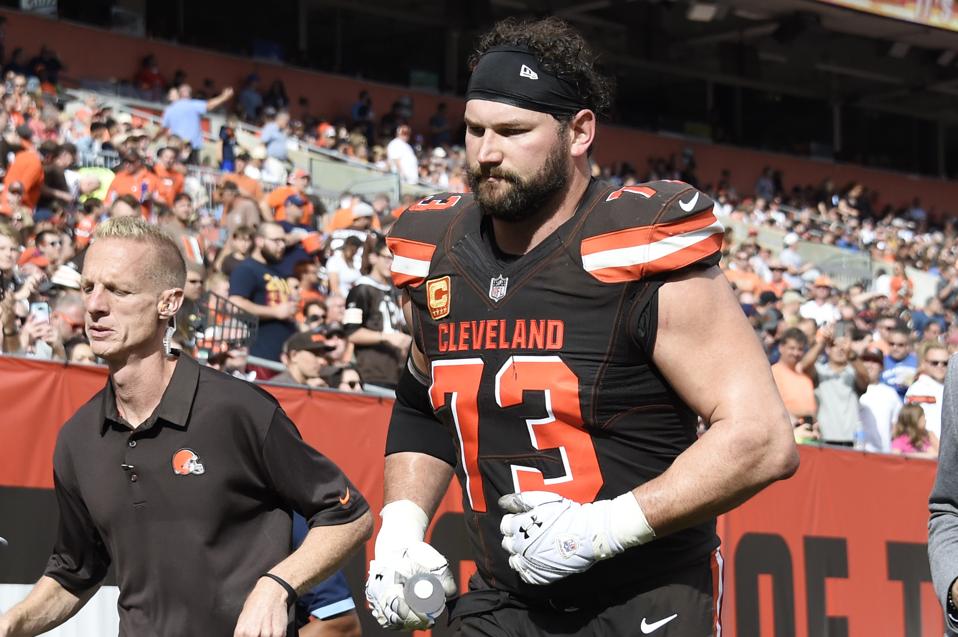 Browns' Joe Thomas Faces Long Recovery After Triceps Tear