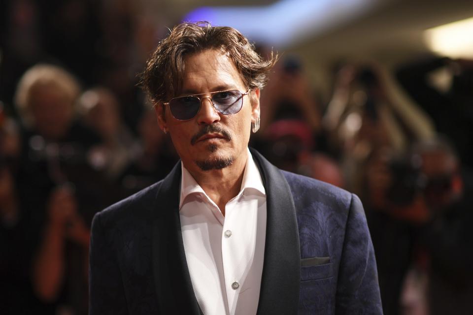 Johnny Depp Settles Lawsuit With Former Attorney Jake Bloom For Eight ...