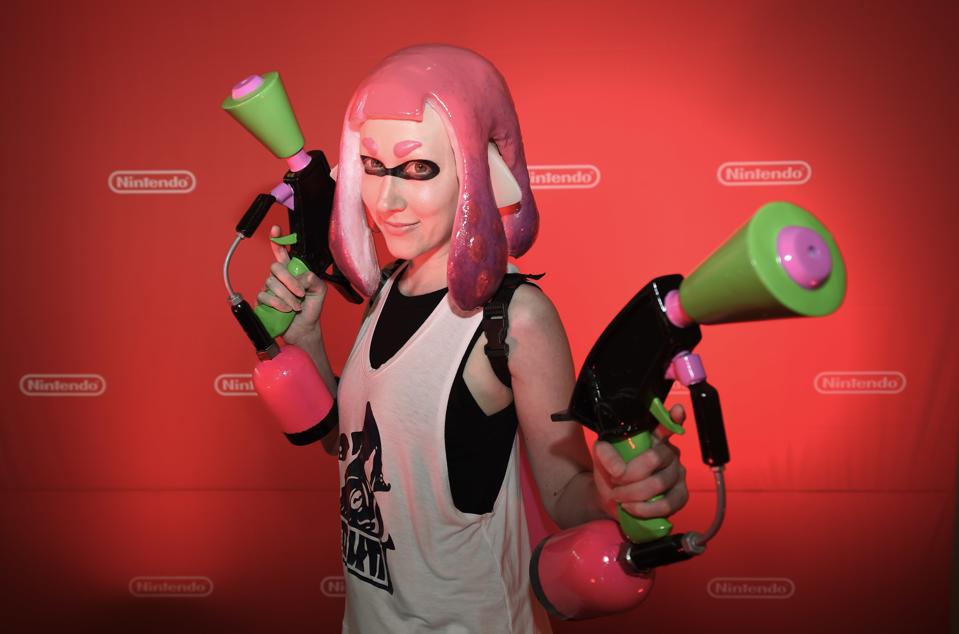 19 Of The Coolest Cosplay Costumes At Comic-Con 2017