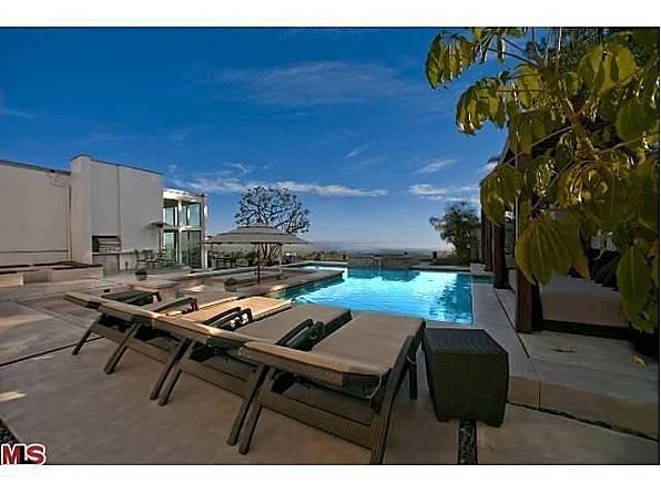 Nick Lachey Lists Bel Air Mansion For Sale Before Wedding To Vanessa ...